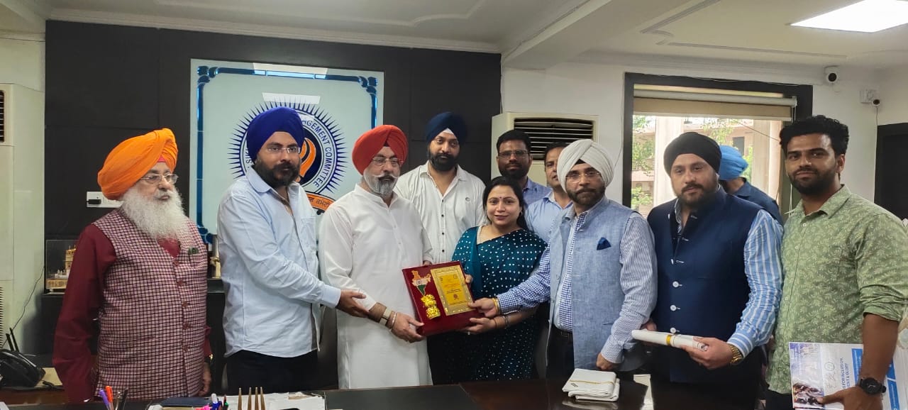 Parul Singh Leads Key Meeting with Delhi Sikh Gurdwara